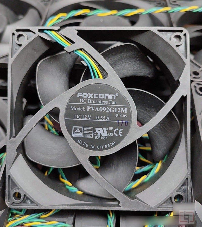 FOXCONN PVA092G12M 12V 0.24A 3wires 12V 0.55A 4wires Cooling Fan